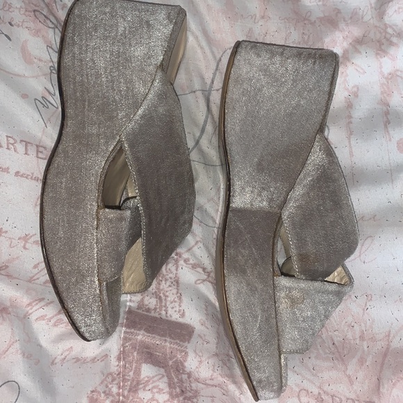 Joan & David | Shoes | Vintage Joan And David Velour Platform Slides ...